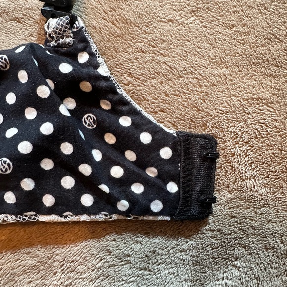 Intimates & Sleepwear | Victoria Secret Bra | Poshmark